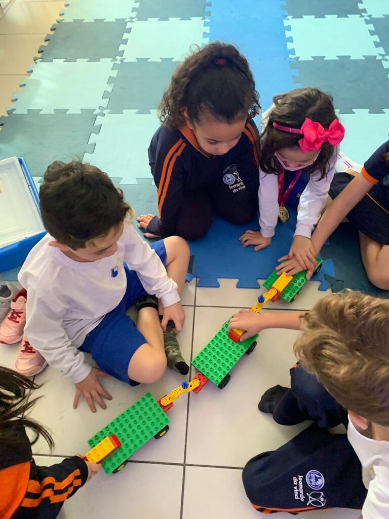 A peça que se encaixa com você - CURSO E COLÉGIO ANGLO LEONARDO DA VINCI